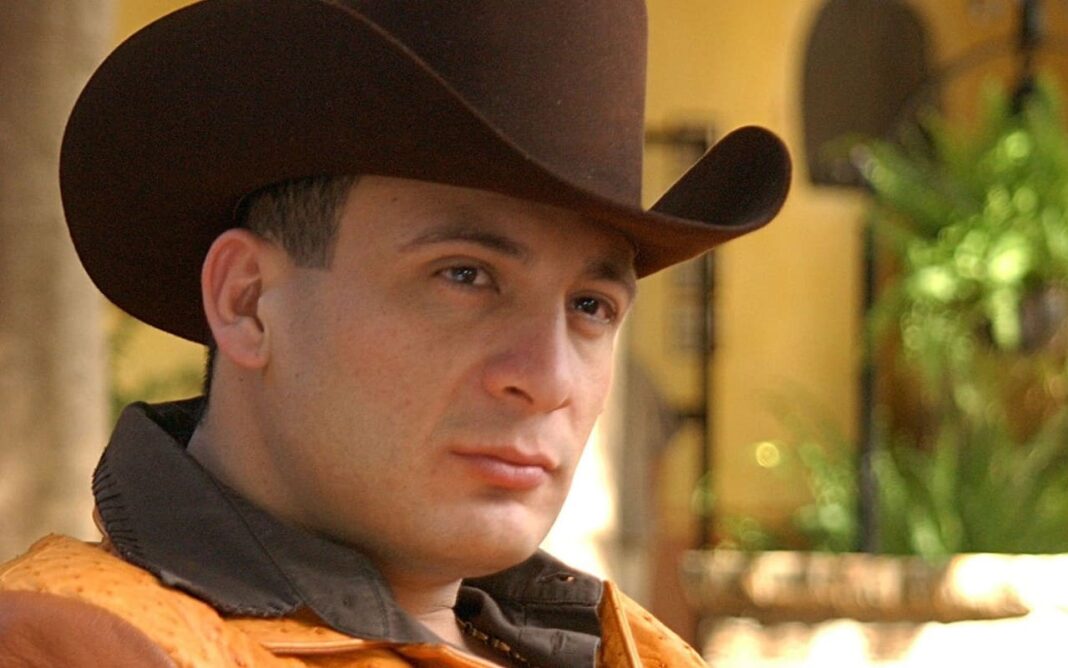 Recuerdan a "El Gallo de Oro", Valentín Elizalde - MasMedio